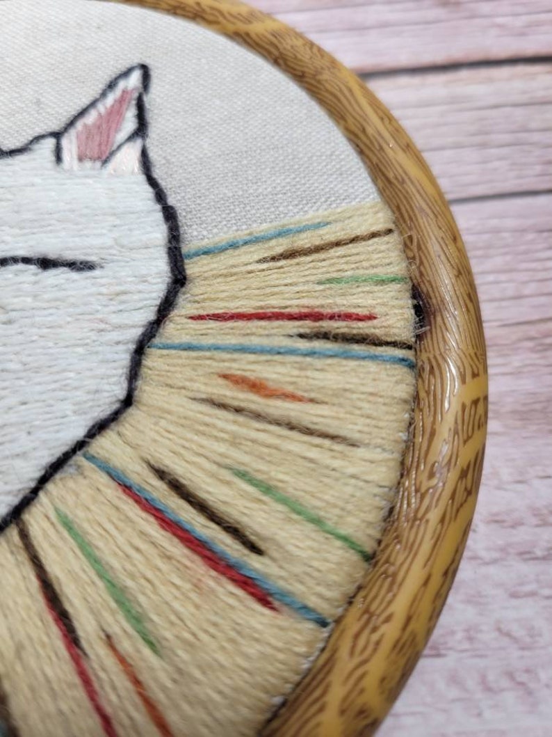 Hand Embroidered Cat Hoop Art: Crewel Embroidery Wall Hanging - Etsy
