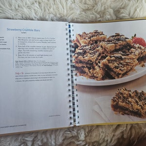 Betty Crocker Bisquick Cook Book First Edition 2020. 300 Pages. Spiral ...
