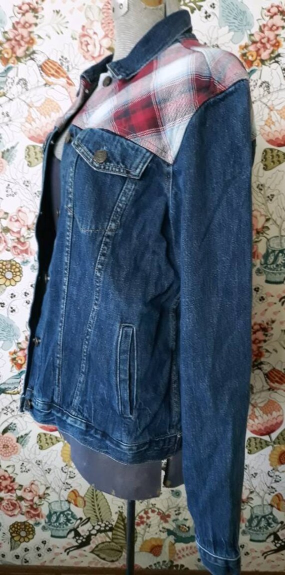 1990s era ladies GAP denim jean jacket with plaid yok… - Gem