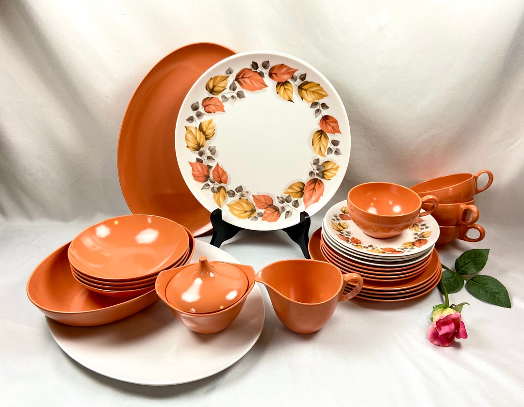 Vintage Oneida Melamine Dinnerware Set Orange Autumn Leaves - 27 Pieces ...