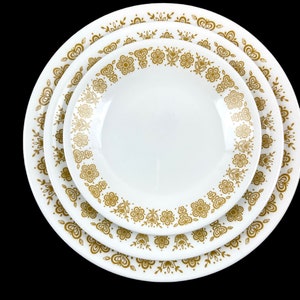 Vintage Corelle Gold Butterfly Pyrex Dinner Set Plates Bowls 20 Pieces ...