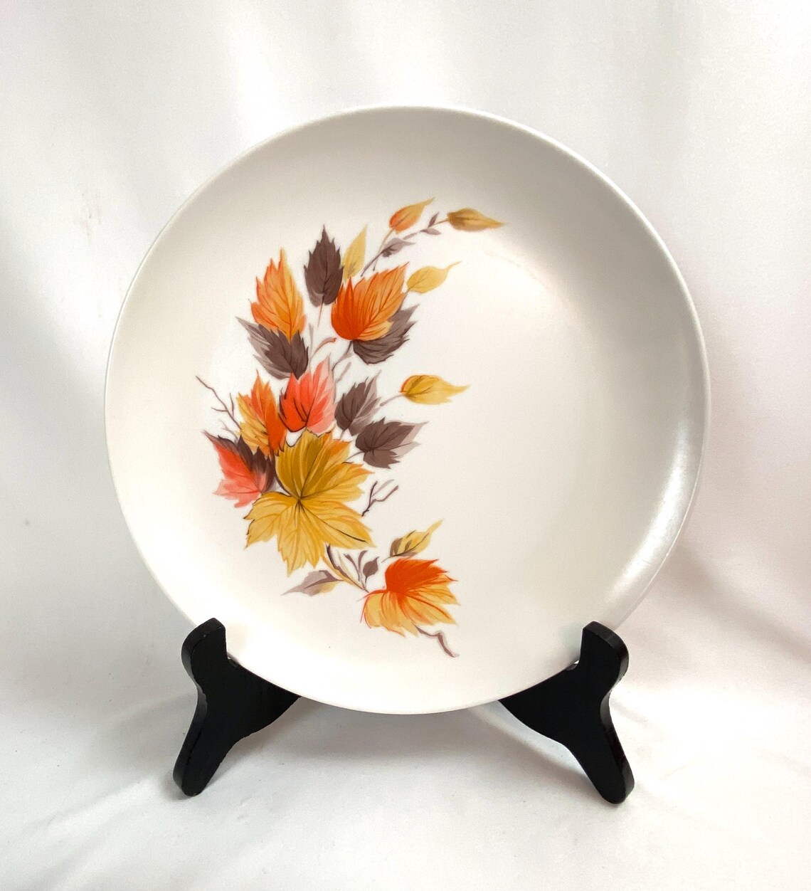 Vintage Oneida Melamine Dinnerware Set Orange Autumn Leaves - 34 Pieces ...