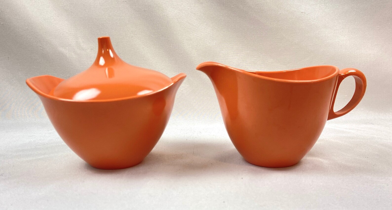 Vintage Oneida Melamine Dinnerware Set Orange Autumn Leaves - 34 Pieces ...