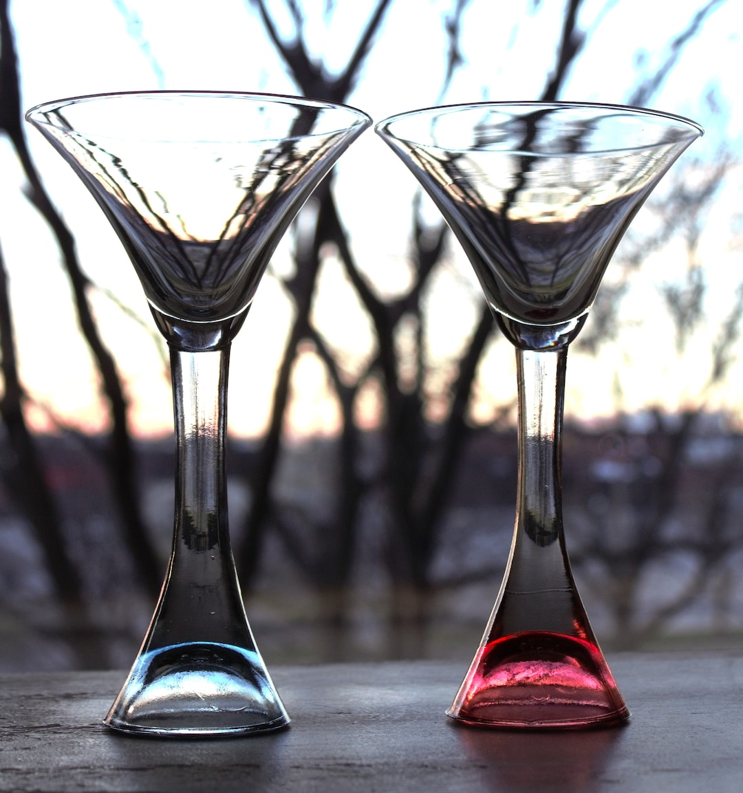 Unique Martini Glasses, 2pc Pink and Blue Cocktail Glass, Unique ...