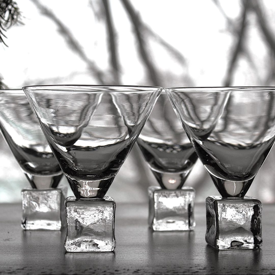 Unique Martini Glass Set, 4pc Ice Cube Base Martini Glass, Unique ...