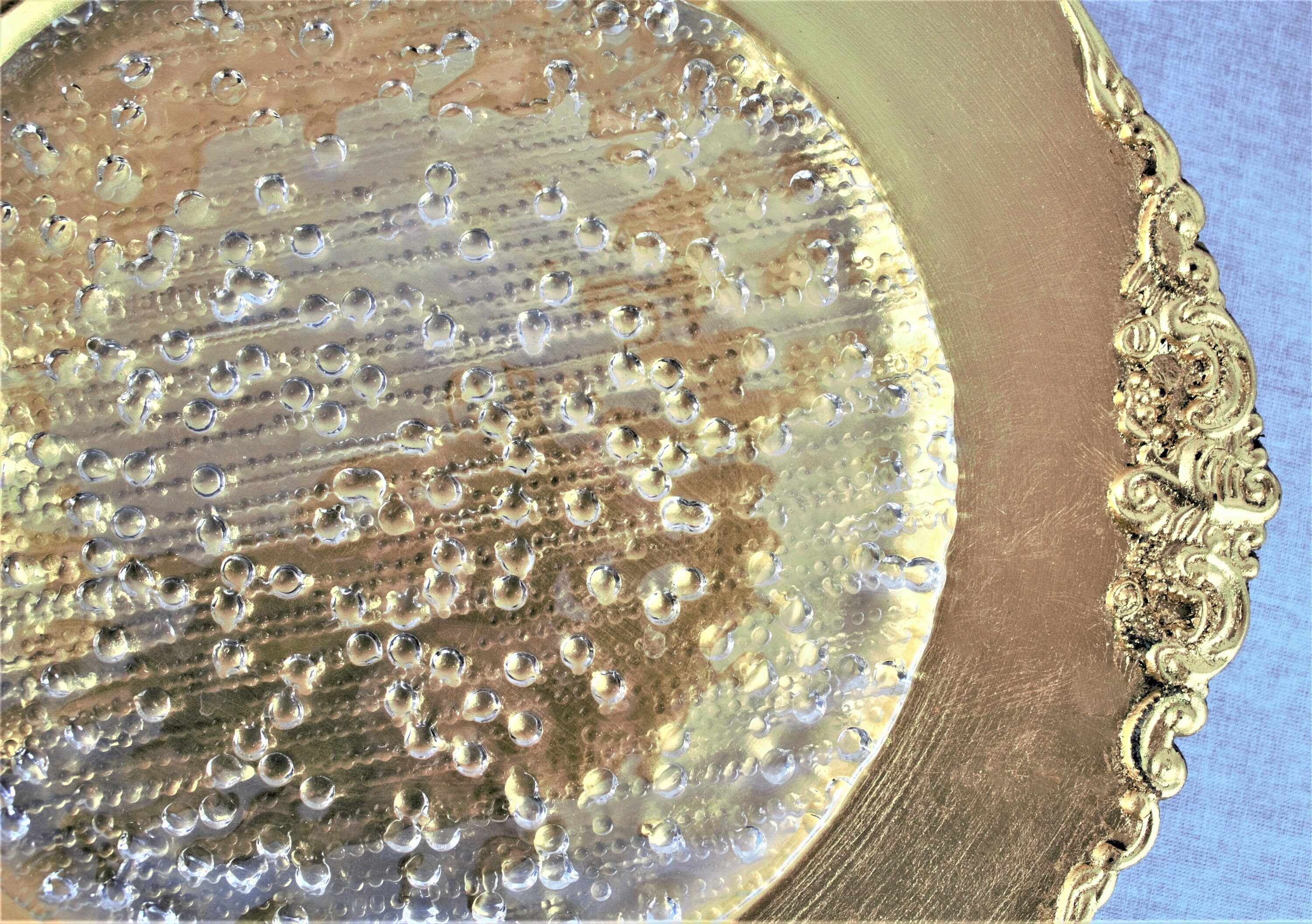 Clear glass pastry plate raindrop pattern - templatemery