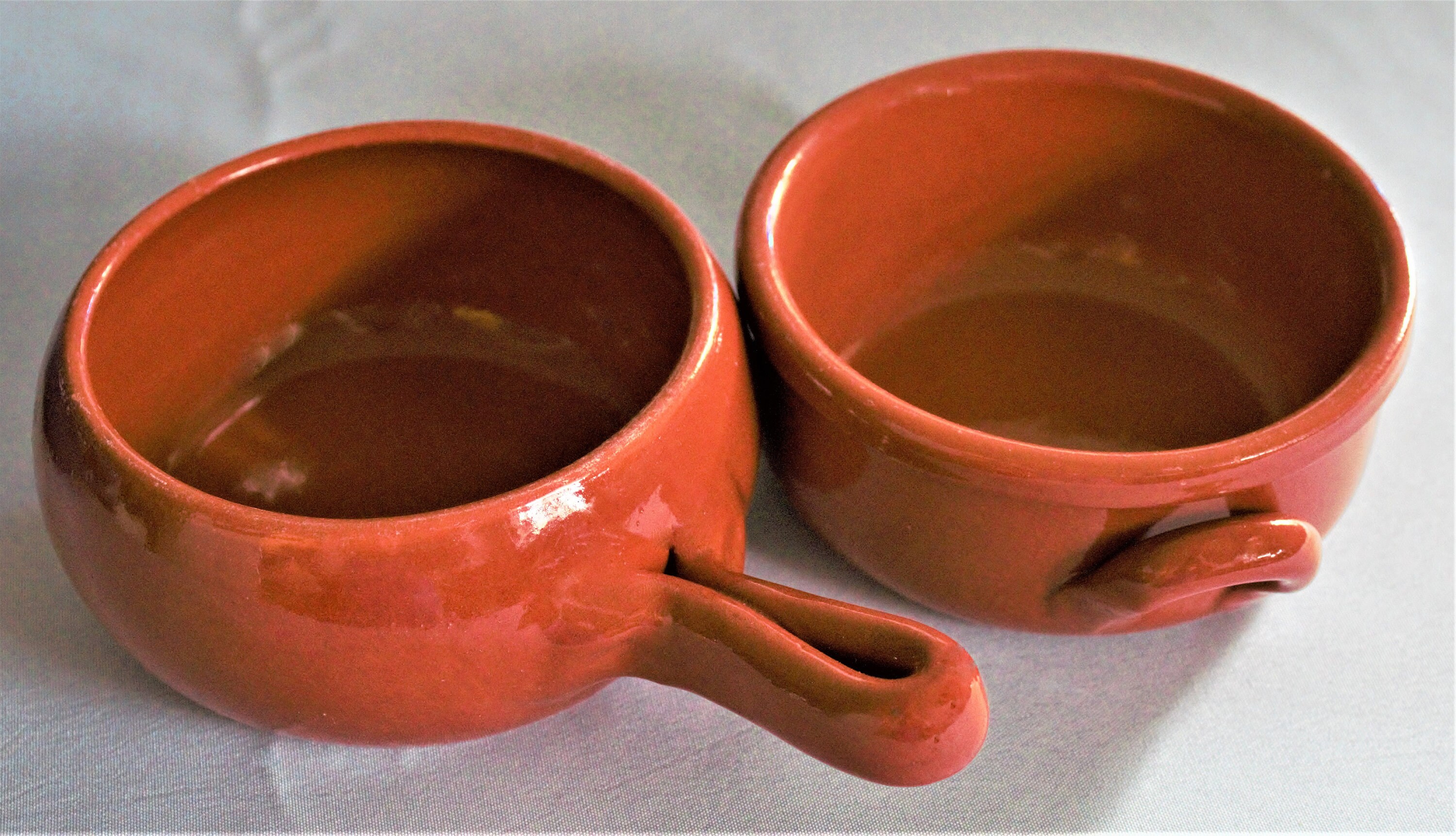 De Silva Bowls, 2 Ivory Fabrique En Italie Bowls, Ivory and Brown De ...