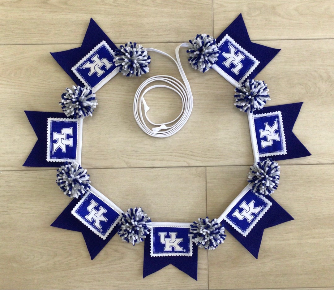 University of Kentucky Wildcat Small 7 Flag Pennant Banner-pom Pom ...