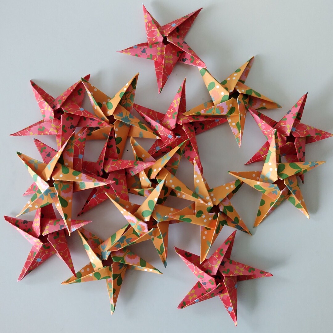 Handmade Origami Little Stars (set of 16): Orange & Red Patterned Paper ...