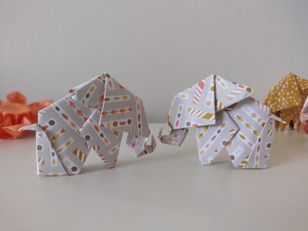 Handmade Origami Elephants (set of 2): Retro Daze Party Favours ...