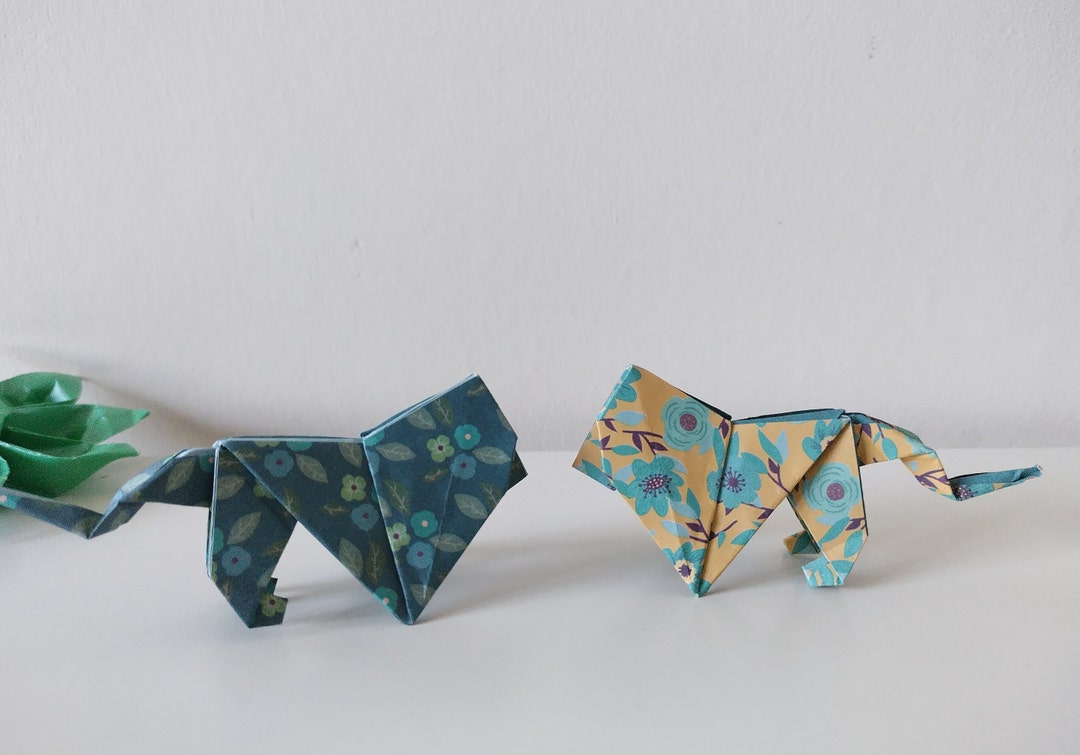 Set of 2 handmade flower patterned green and yellow origami lions ...