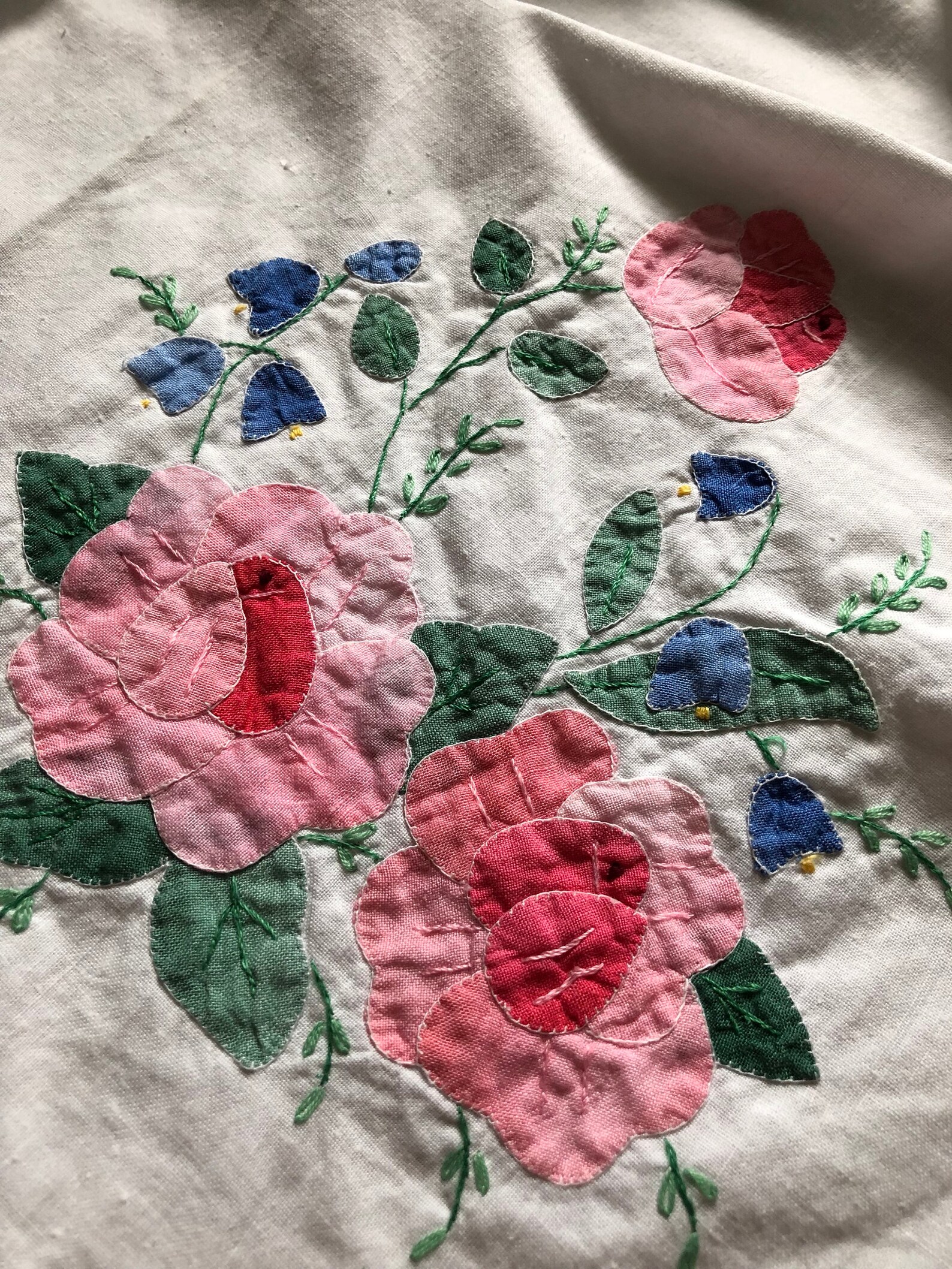 VINTAGE HAND Guest Towel Set Appliqué Cottage Style Farmhouse Romantic ...
