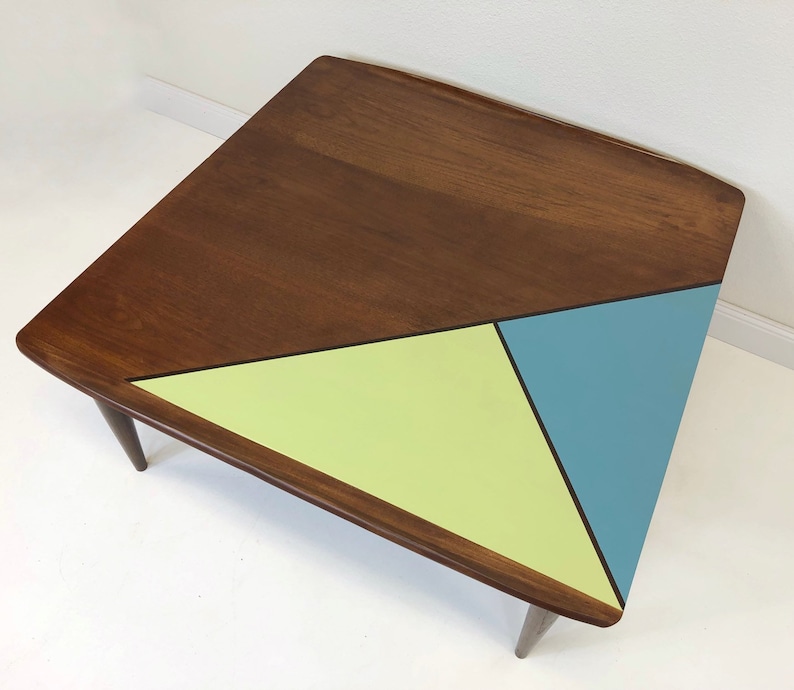 MID CENTURY Square Walnut Coffee Table. Bassett Artisan Line. - Etsy