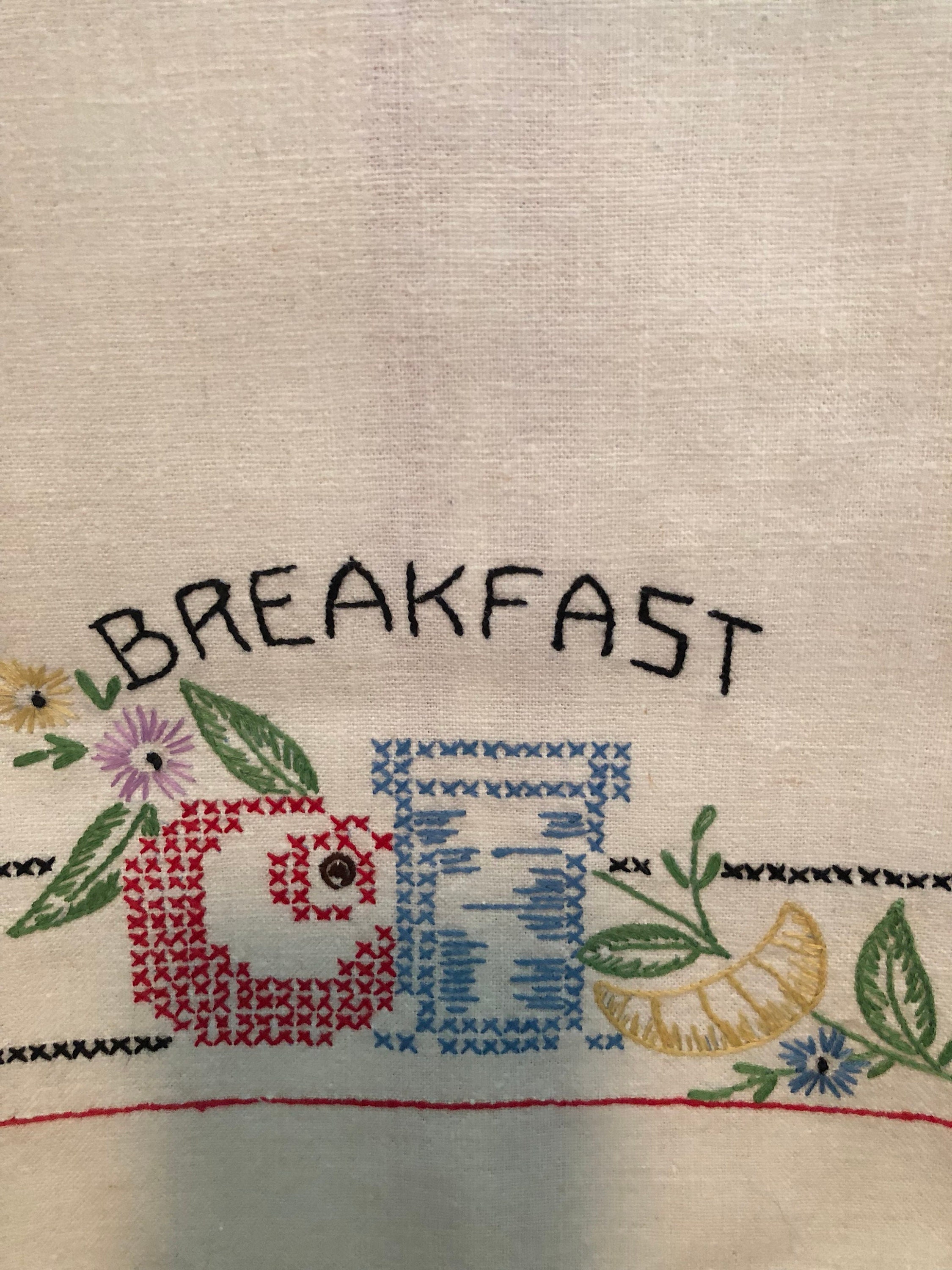 2 Vintage DISH TOWELS EMBROIDERY Farmhouse Tea Towel Country Cottage ...