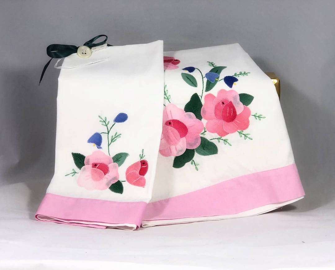 VINTAGE HAND Guest Towel Set Appliqué Cottage Style Farmhouse Romantic ...