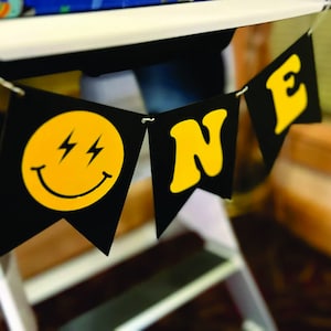 One Happy Dude High Chair Banner Smiley Face One High Chair Banner ...