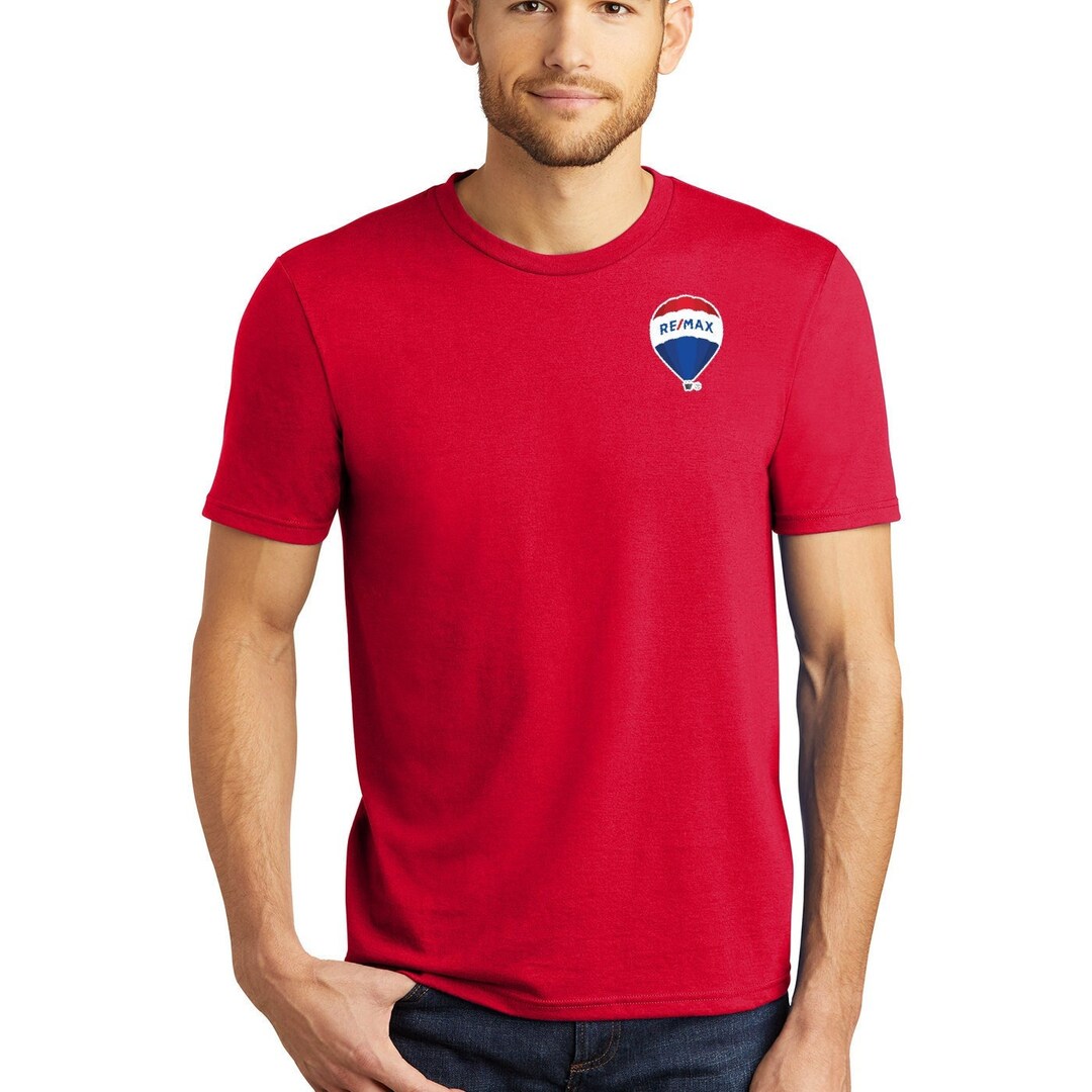 REMAX Balloon Logo Realtor T-shirt | Men's Fitted Soft-touch Realtor T ...