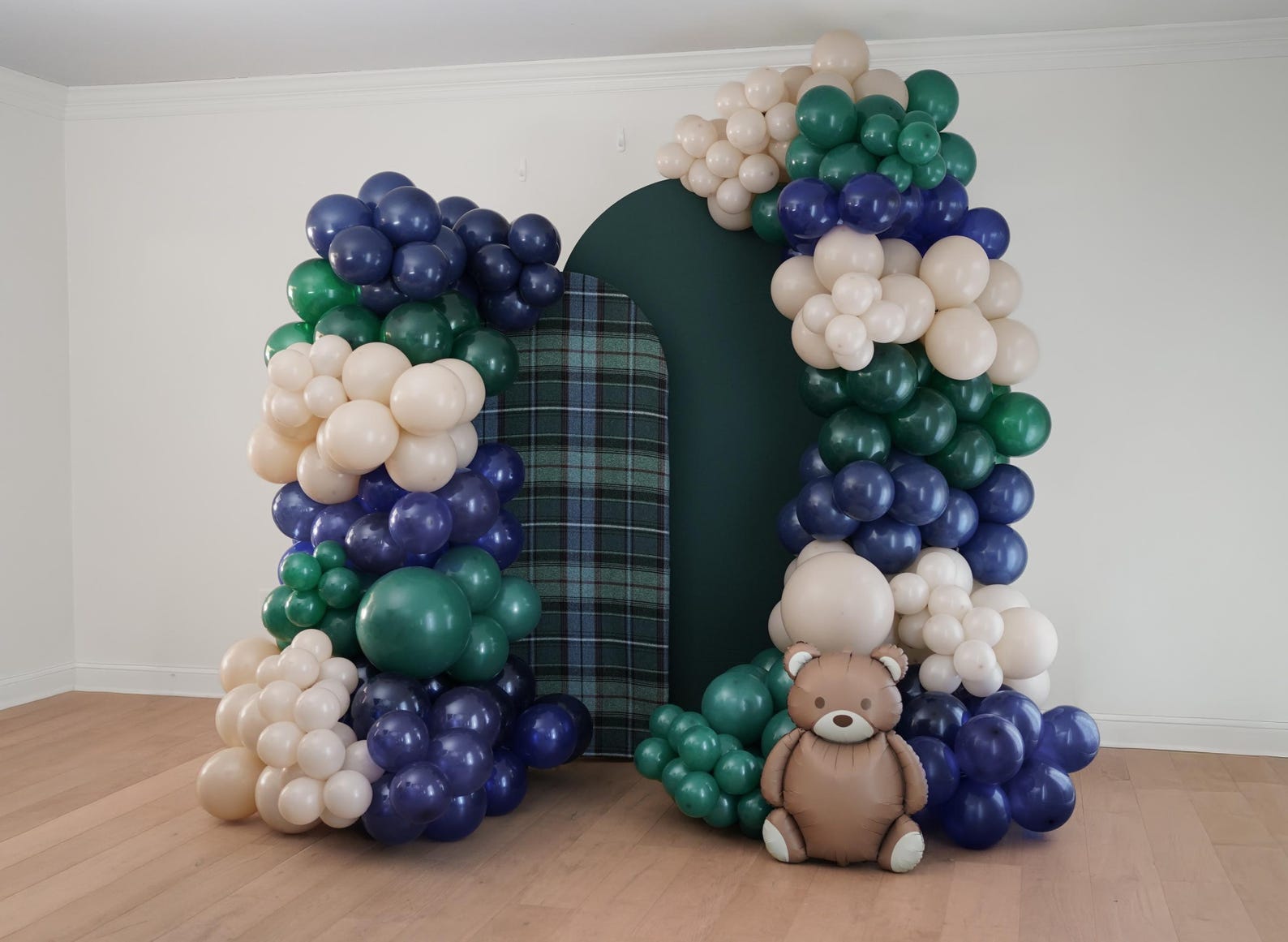 Polo Luxury Balloon Garland Kit Elegant Teddy Bear Baby Shower Preppy ...