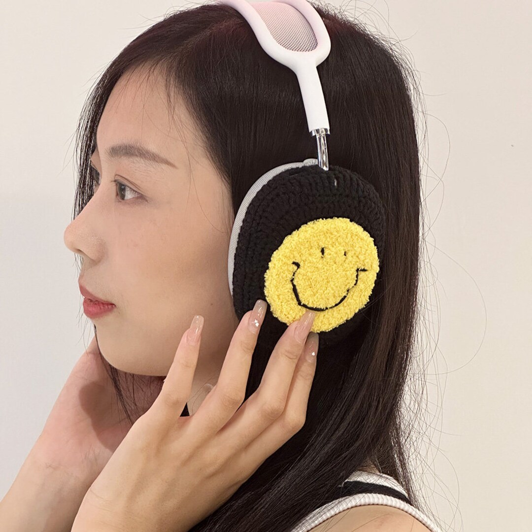 Crocheted Smiling Face Airpods Max Cases Headphone Covers AirPod Max ...