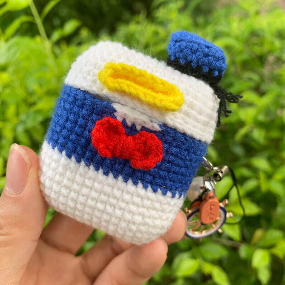 Outlets Donald Duck With Big Beak Crochet Airpods Case, Airpods Pro ...