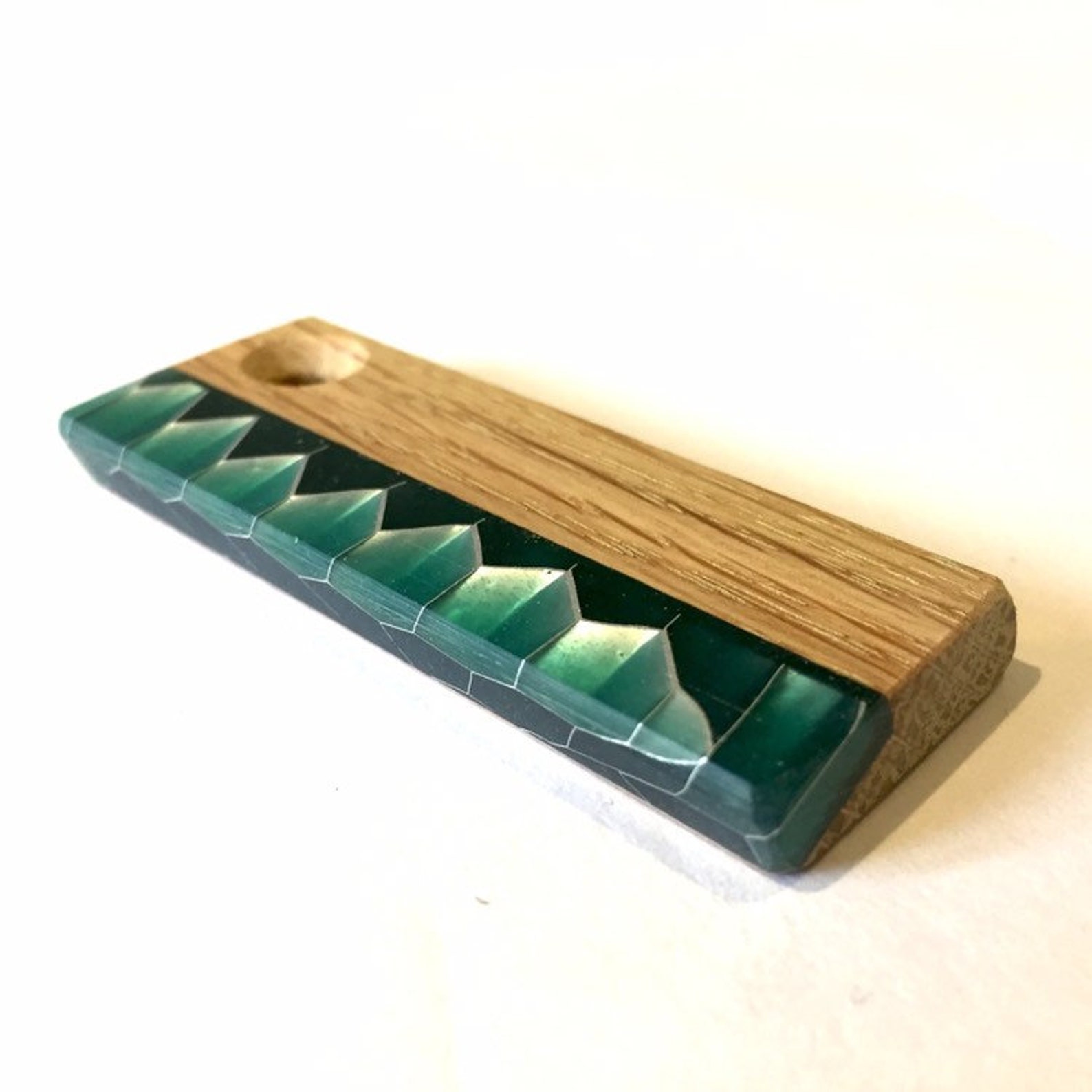 Unique Modern Honeycomb and Resin Wooden Keyrings in Oak | Etsy