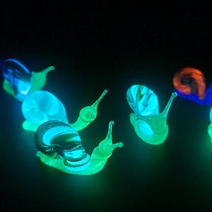 Glow in the Dark Glass Snails, Tiny Glow in the Dark Snails, Glass ...