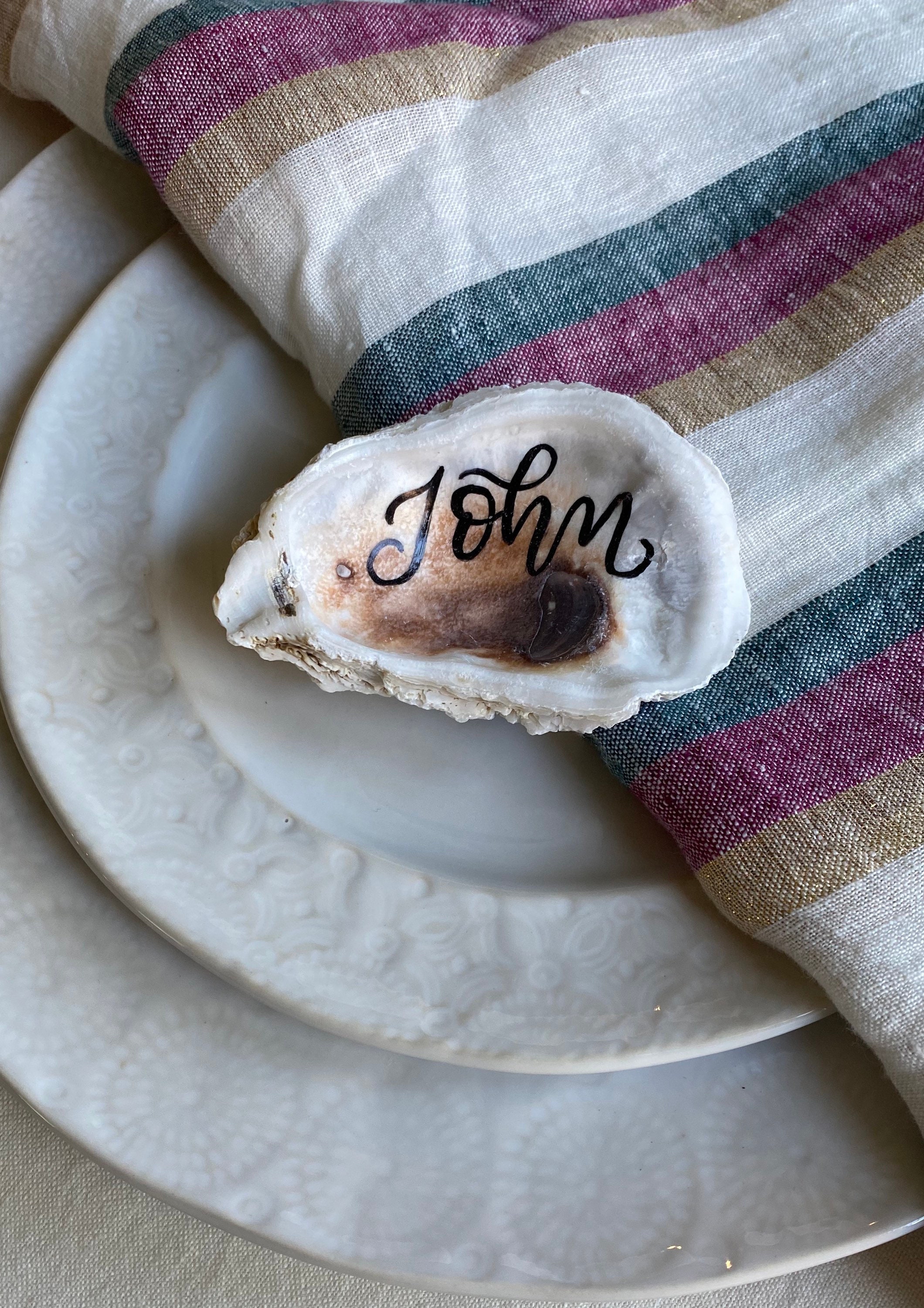 Hand Lettered Oyster Shell Place Cards-escort Cards-beach Wedding Place ...