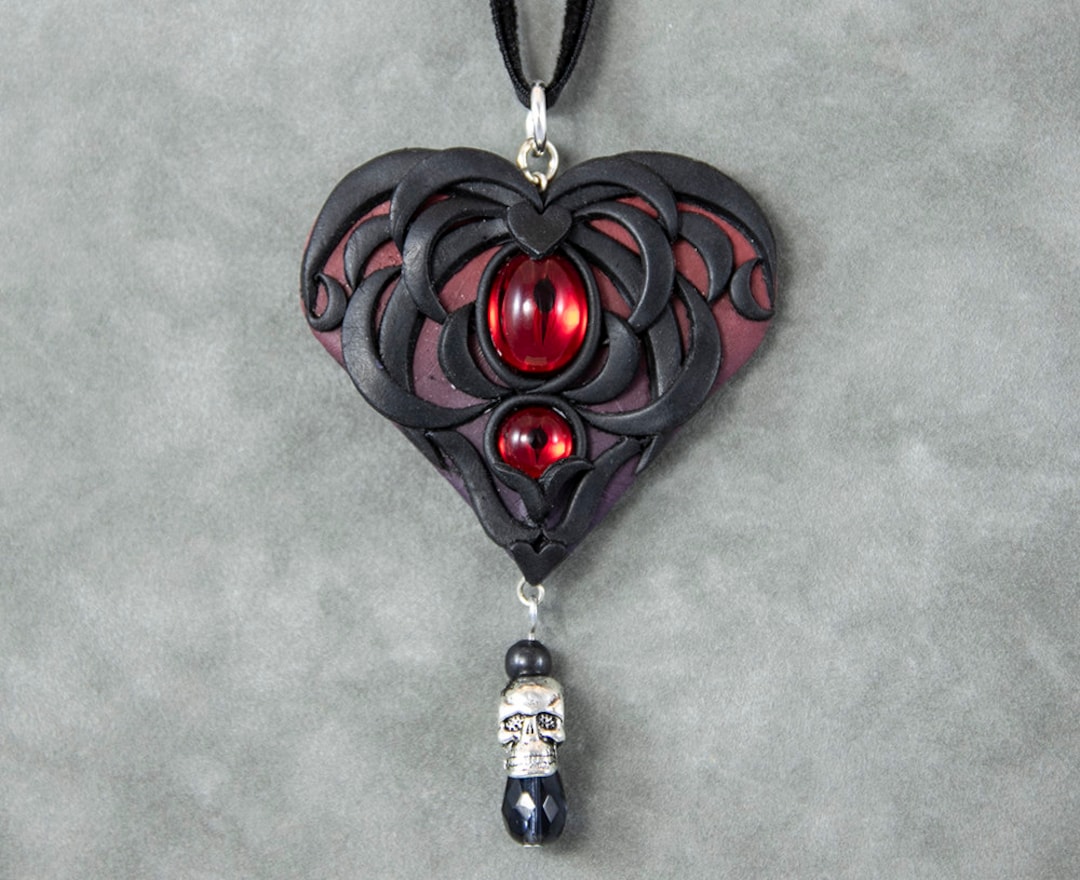 Gothic Black Heart Necklace, Goth Style Heart Necklace Black and Red ...