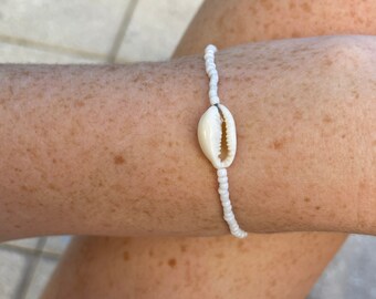 White Shell Beaded Bracelet - Etsy