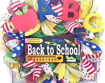 Welcome Back to School Wreath | Teacher Wreath |teacher Classroom Door ...