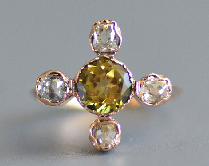 Antique Victorian Period Old Mine Cut Diamond & Peridot Ring in 14k ...