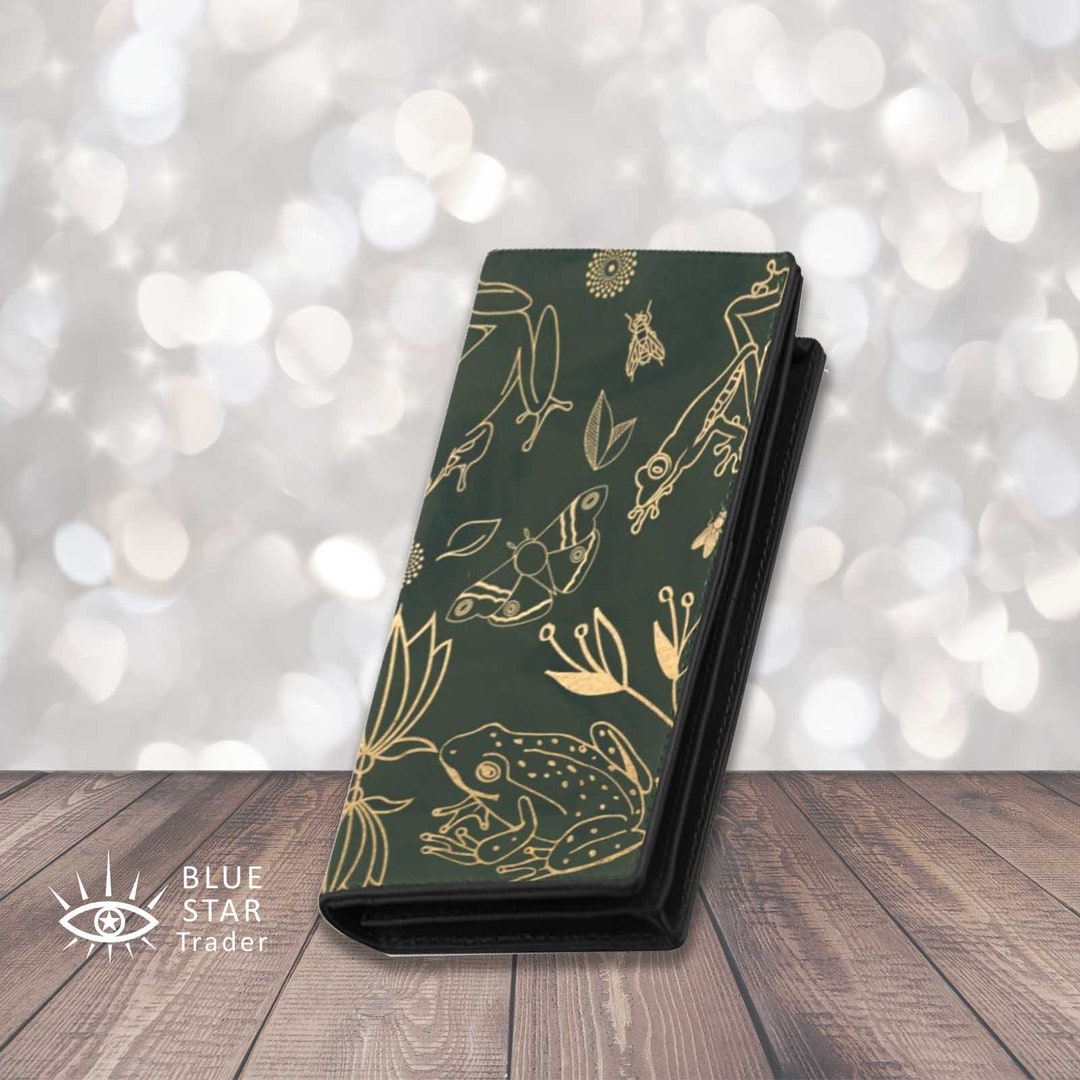 Green Frogs Bifold Wallet; Womens Elegant Fun 7.3 Inch Vegan Snap ...