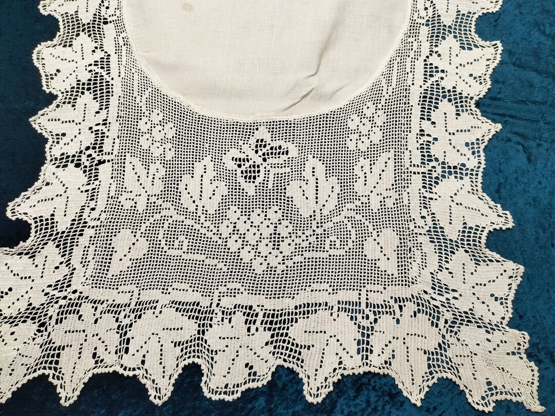 RARE Antique 'mary Card' Design Filet Crochet 'grapevine & Butterfly ...