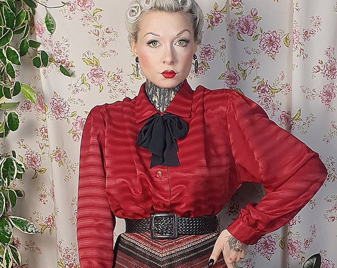 Vintage Striped Pattern Burgundy Red Pointy Collar Longsleeve Blouse ...