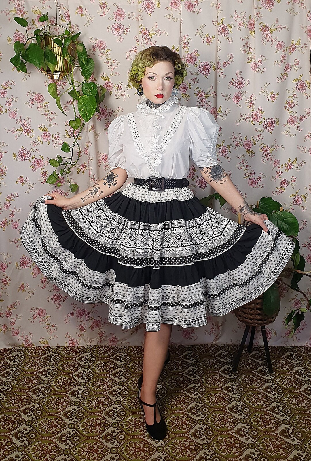 Vintage White Openwork Embroidery Detail Large Collar Blouse - UK12 ...