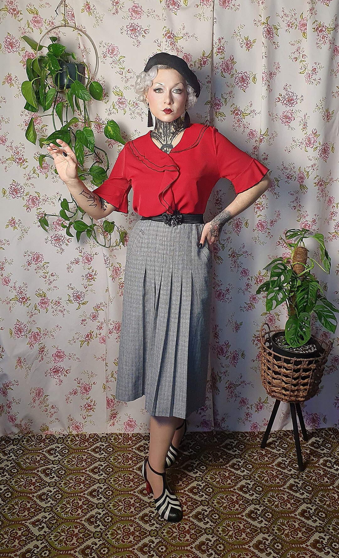 Vintage Red Ruffle Collar Half Sleeve Ruffle Cuff Blouse - UK8-12 ...