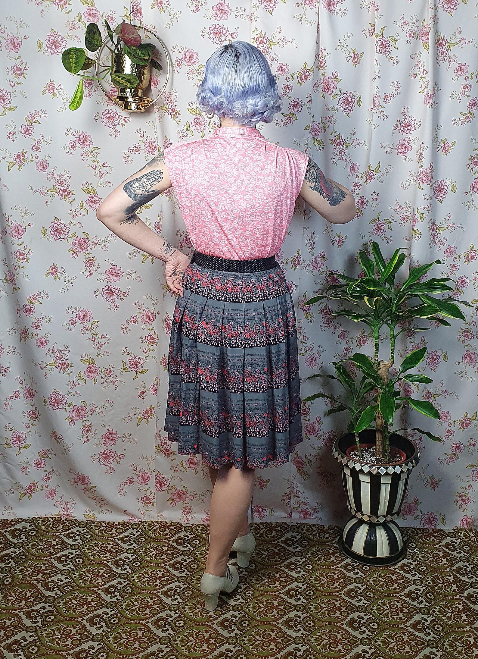 Pastel Pink White Lace Floral Pattern Pointy Collar Sleeveless Blouse ...