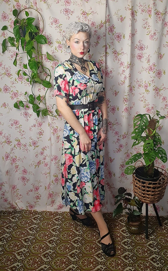 Vintage 1940s style dark floral tropical romantic lon… - Gem