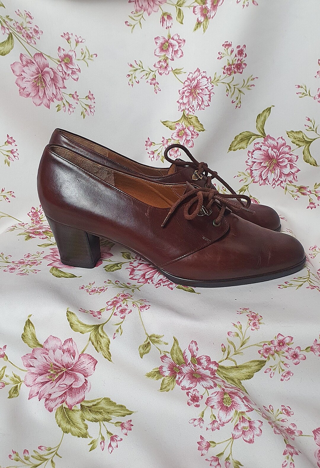 Vintage 1930s 1940s Style Burgundy Leather Tie up Brogue Walking Shoes ...