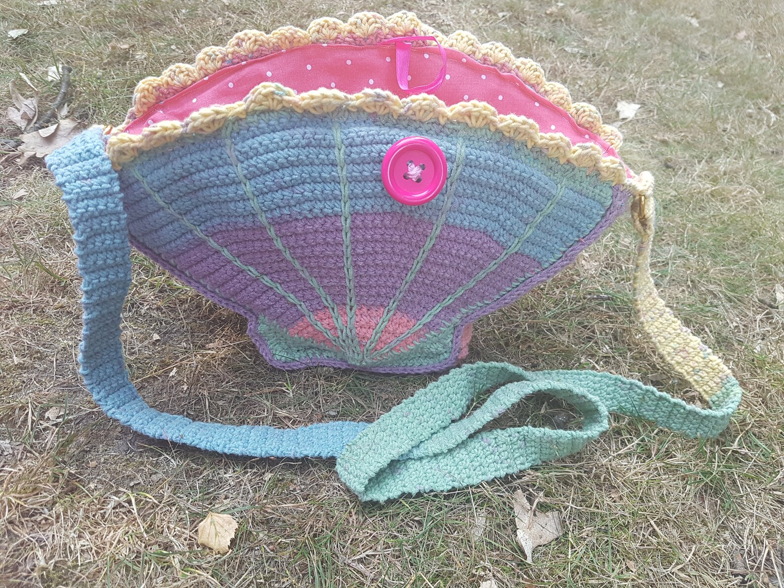 Crochet Seashell Bags small and Large Patterns Included - Etsy