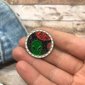 Alien Waving Enamel Pin: Outer Space Lapel Badge - Etsy