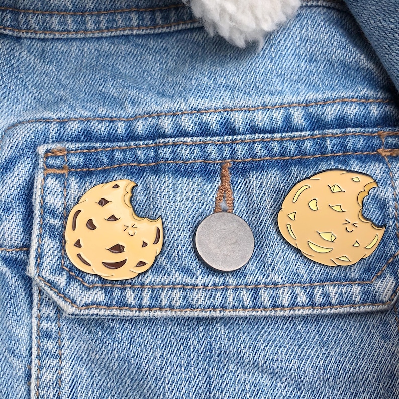 Chocolate Chip Cookie Enamel Pin | Lapel Pin, Badge | Gift - Etsy