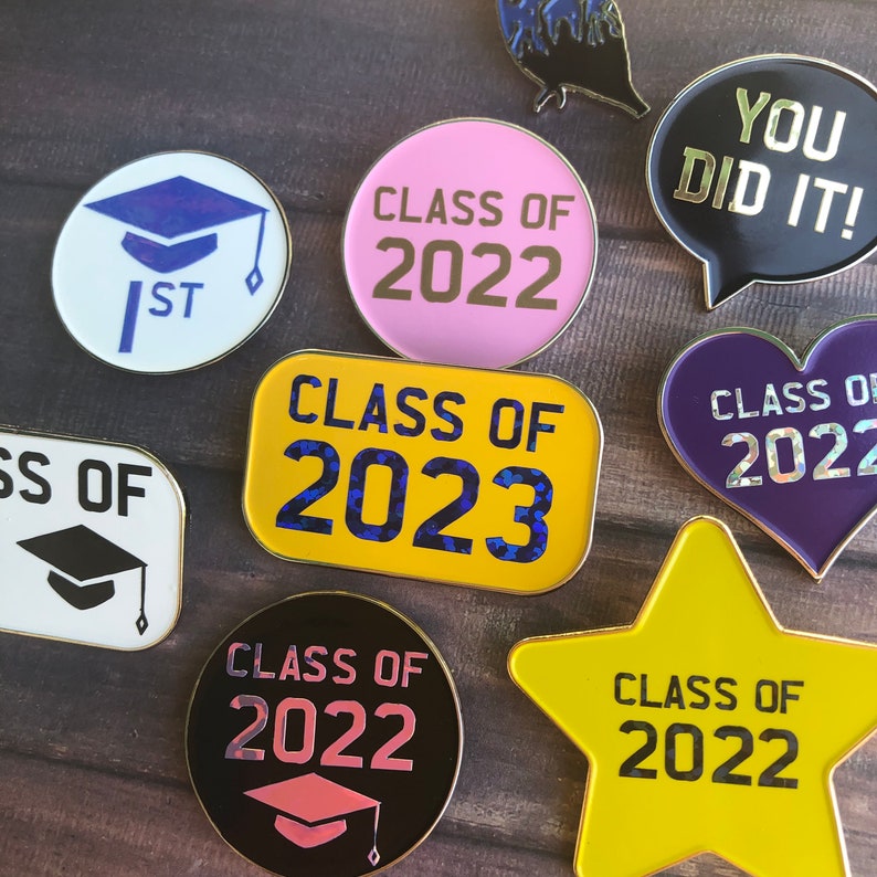 Any Year Graduation Personalised Enamel Pins - Brooch | Graduate Gift ...