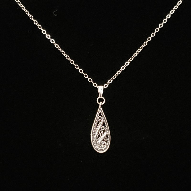 Paisley Necklace - Etsy