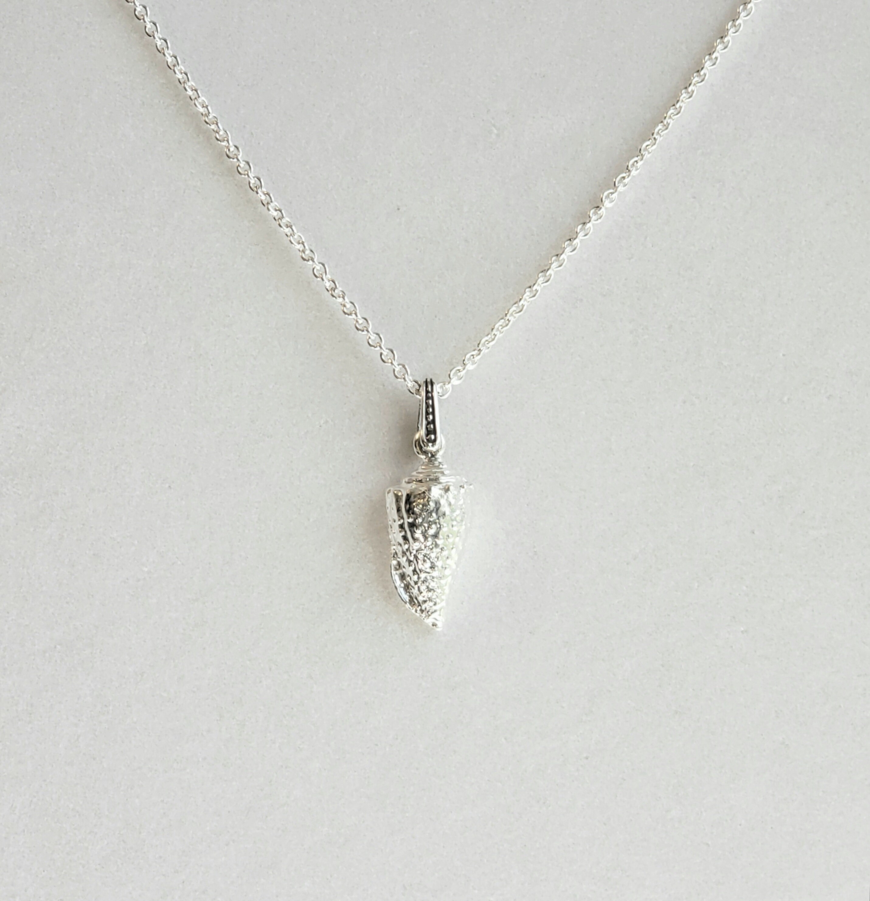 Men's Conch Seashell Pendant Necklace in 925 Sterling - Etsy