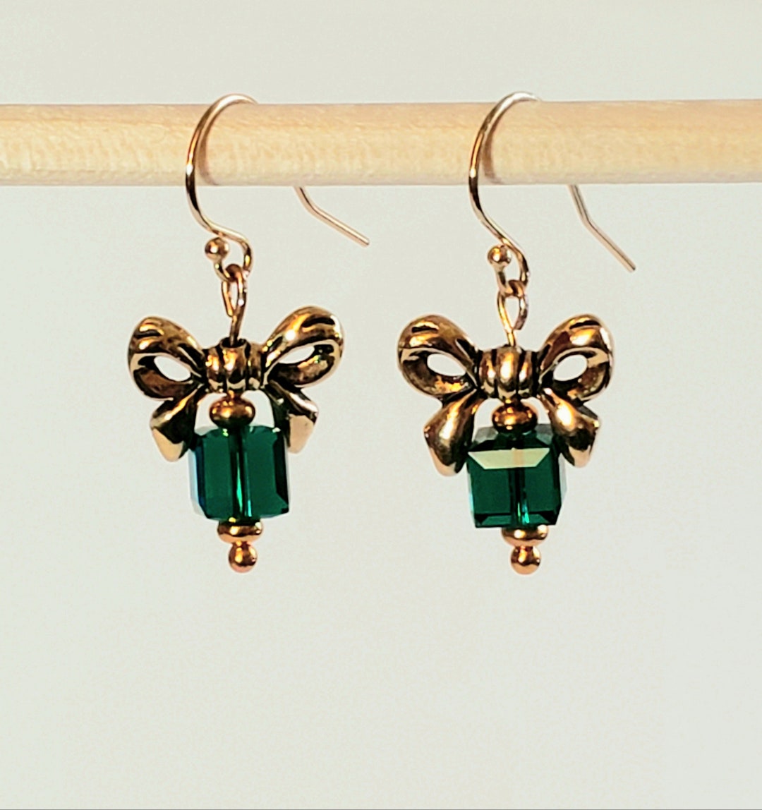 Antique Gold Bow Earrings With Swarovski Faceted Crystal Emerald Green ...