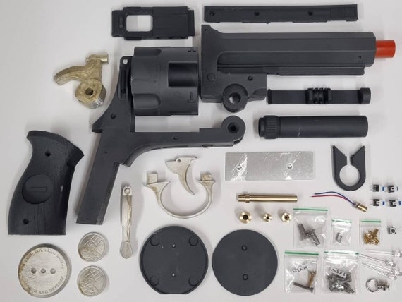 How To Make The Hellboy II Gun Known As The Good Samaritan