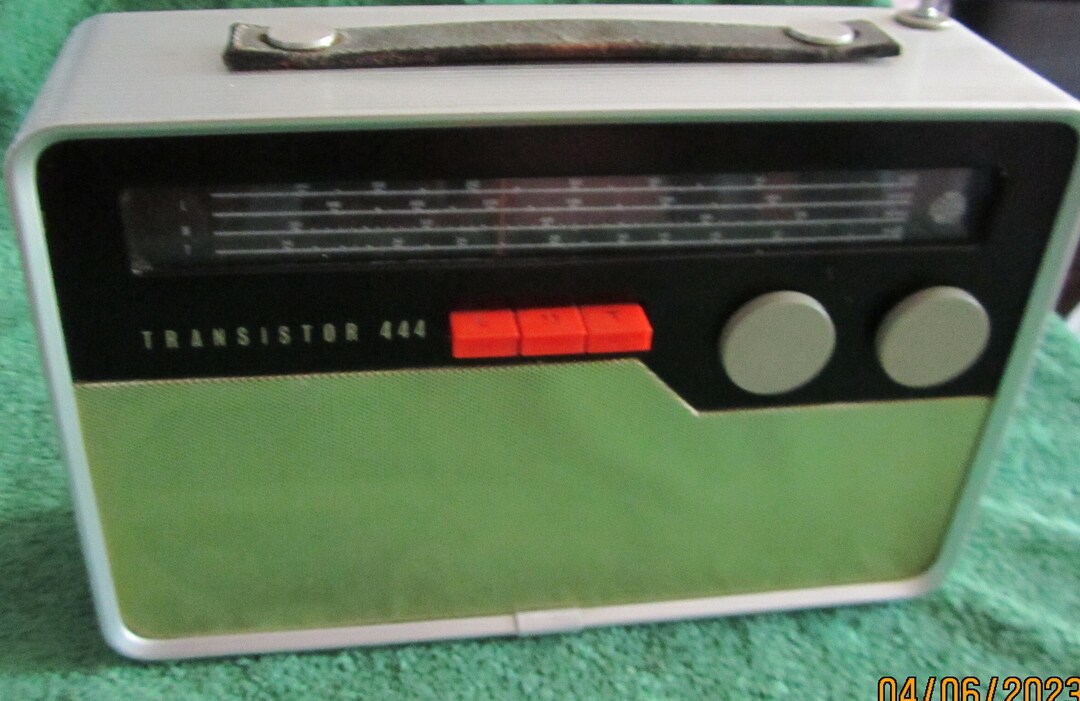 1950s Robin Day-designed Pye 444 Cruiser Transistor Radio This - Etsy