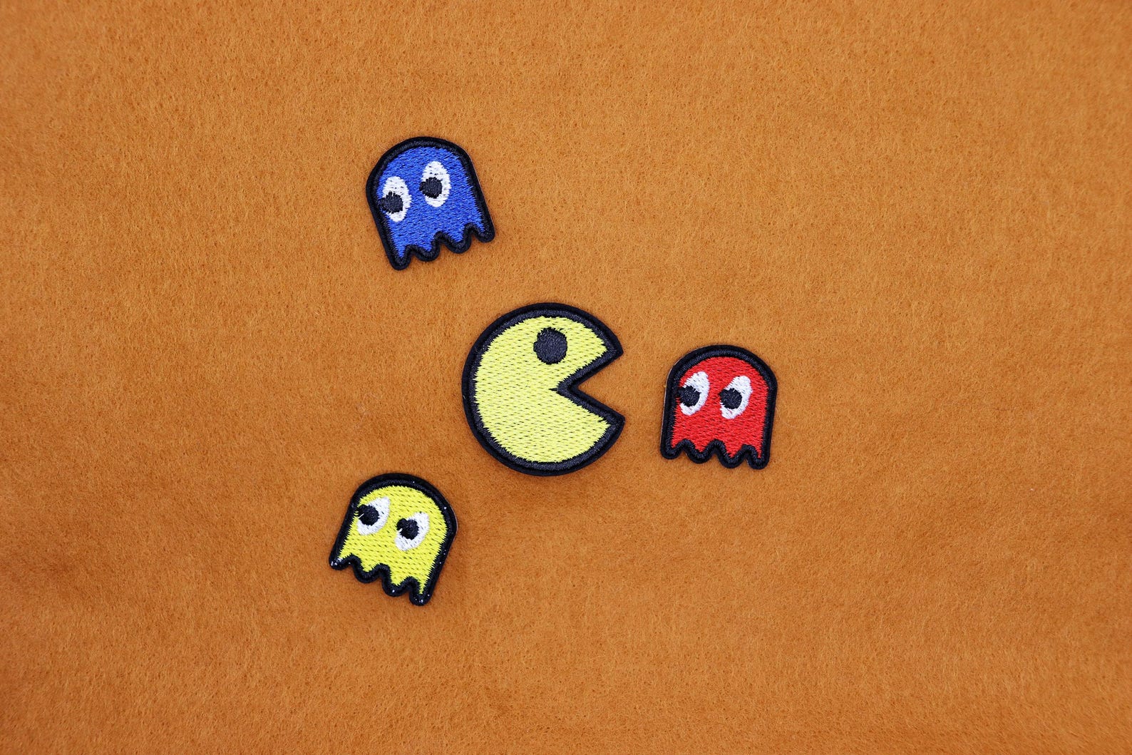 Stick-on Mini Arcade Game Patch – Pac-man Embroidered Applique for DIY ...