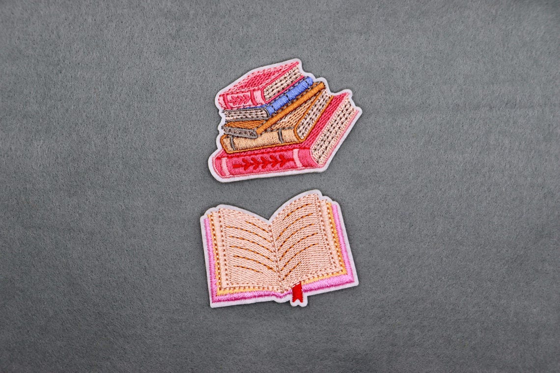 Iron-on Books Patch/book Lover Patch/bookworm Gift/books Patch/readers ...